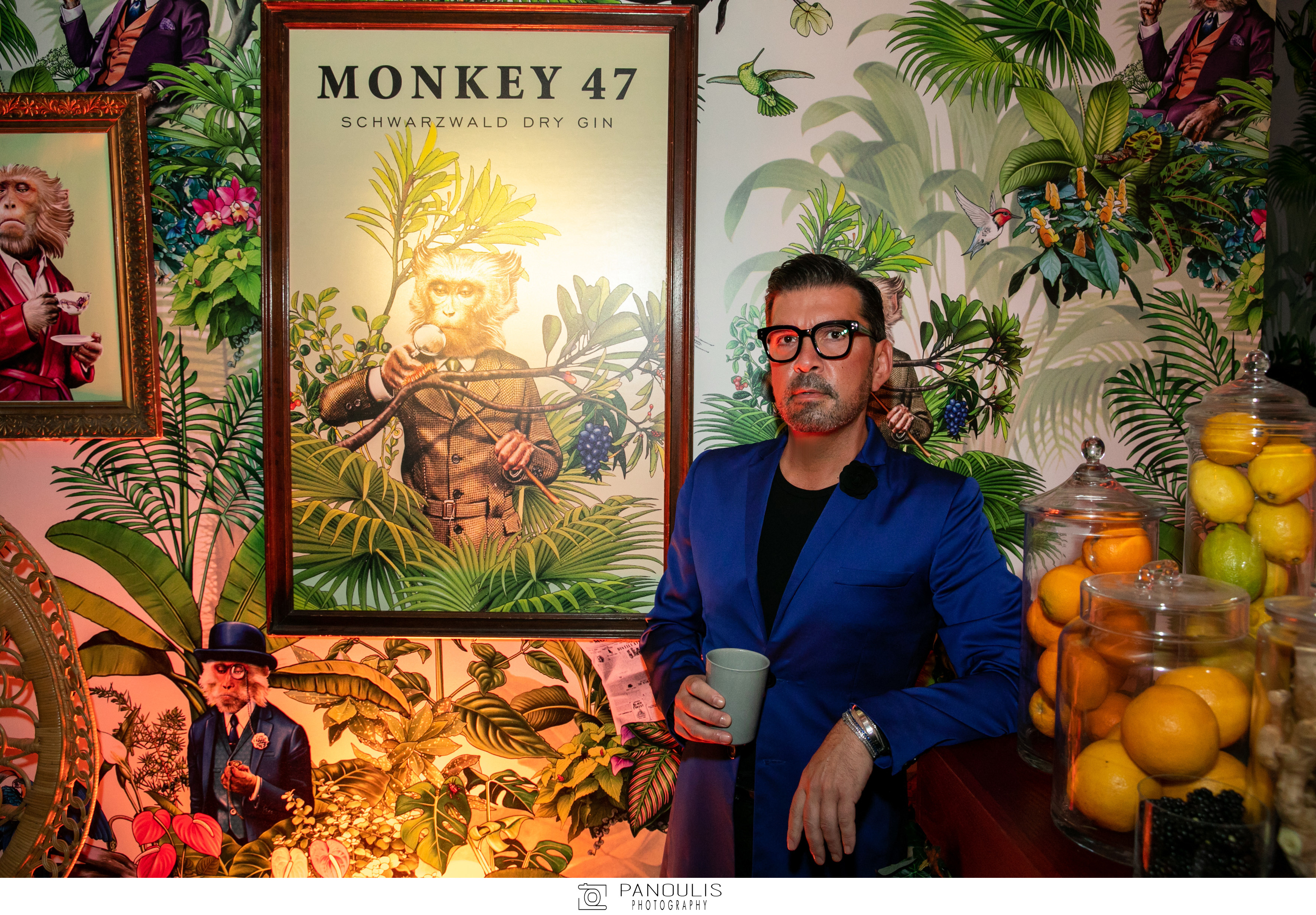 Οι λαμπερές παρουσίες που ανακάλυψαν τα μυστικά του Monkey 47 σε μια ...