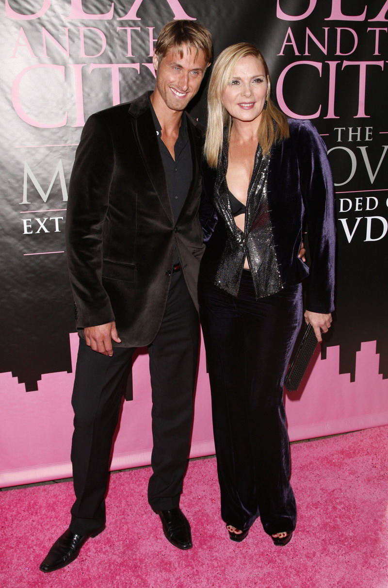 Κιμ Κατράλ - Χώρισε με τον 31χρονο αγαπημένο της : Celebrity News ...